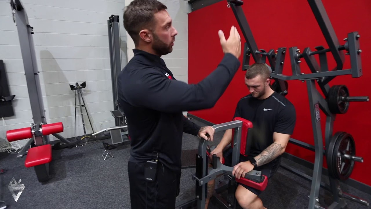 Hammer Strength Lat Pull Down (single hand) - YouTube