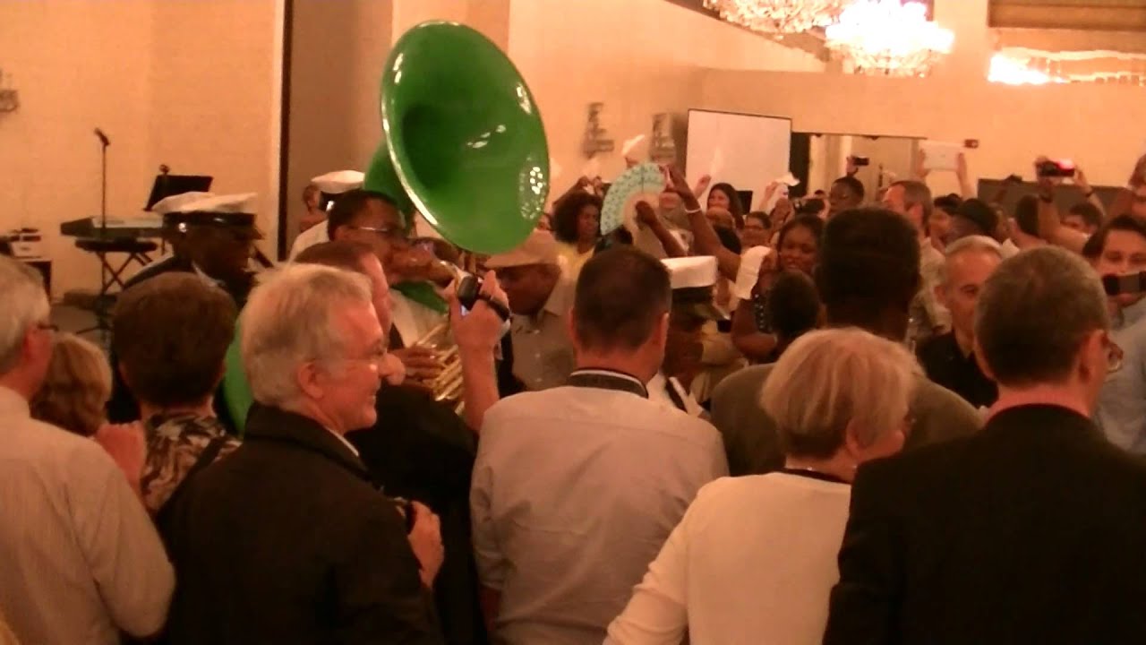 Special evening green tuba - YouTube
