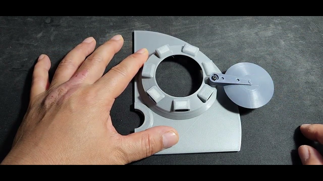 Opening and closing tank hatches - YouTube