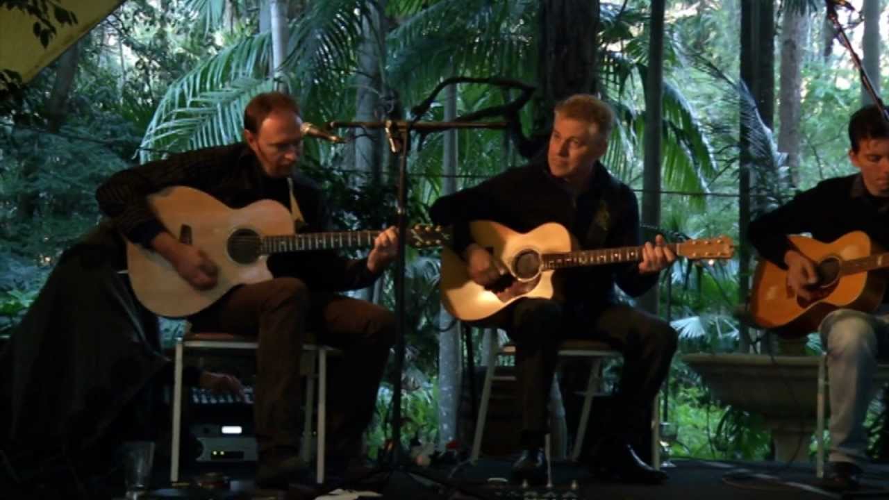 Acoustic Guitar Spectacular 2012 - On Tour, here's a little sample of ...