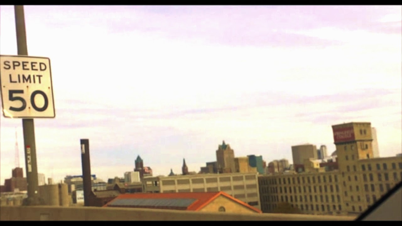 MILWAUKEE SKYLINE RIDE - YouTube