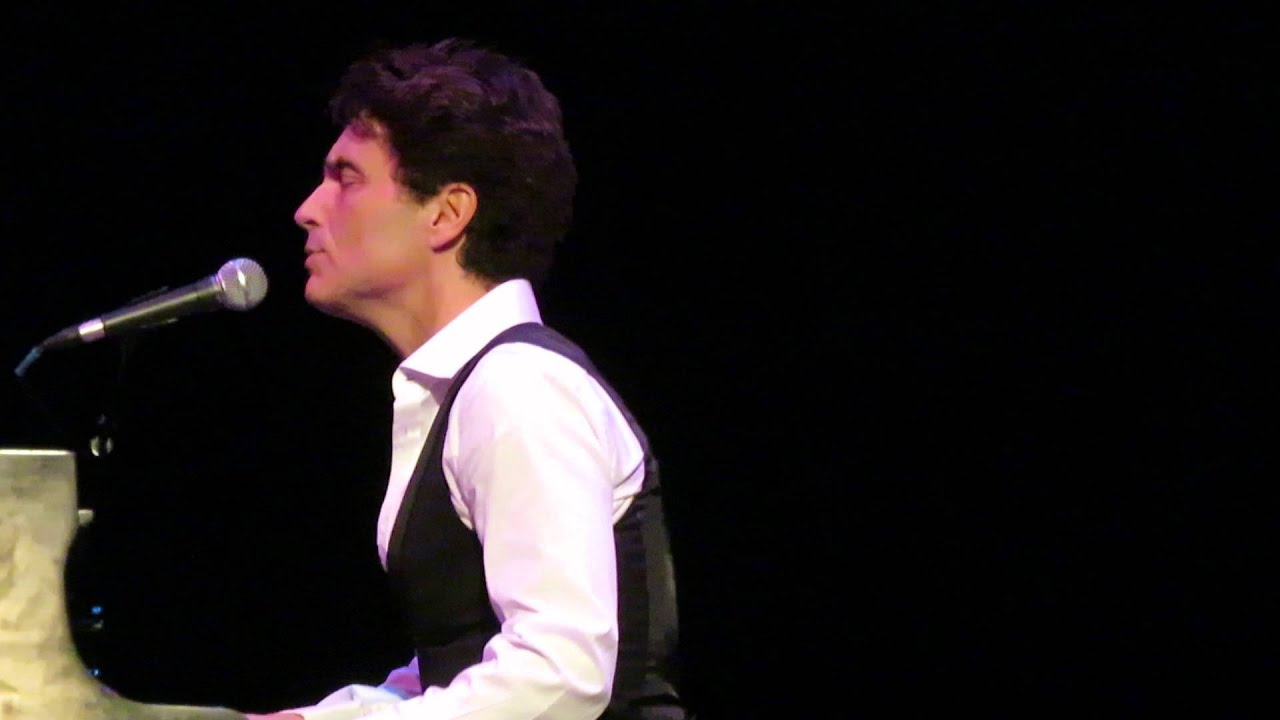 Richard Marx- "Right here waiting" and "Now & Forever" Live in ...