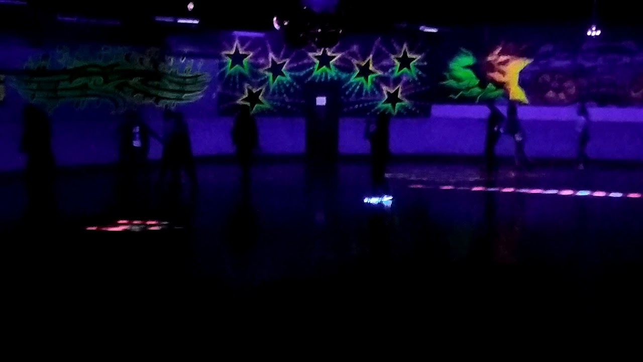 The Double Dutch Bus Glow skate Conga Line at Hot Skates in Avon ...