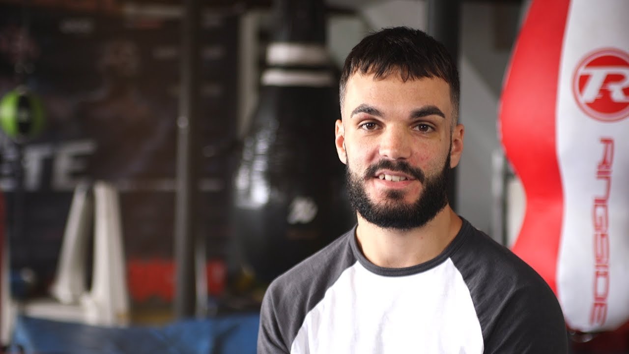 Louis Fielding Pro Boxer - Interview - Fight Week - YouTube