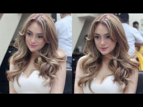 Cuma Pakai Kemben Belahan Dada Rendah, Celine Evangelista Malah Panen Pujian