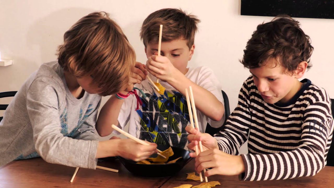 Spise Med SpisePinde - YouTube