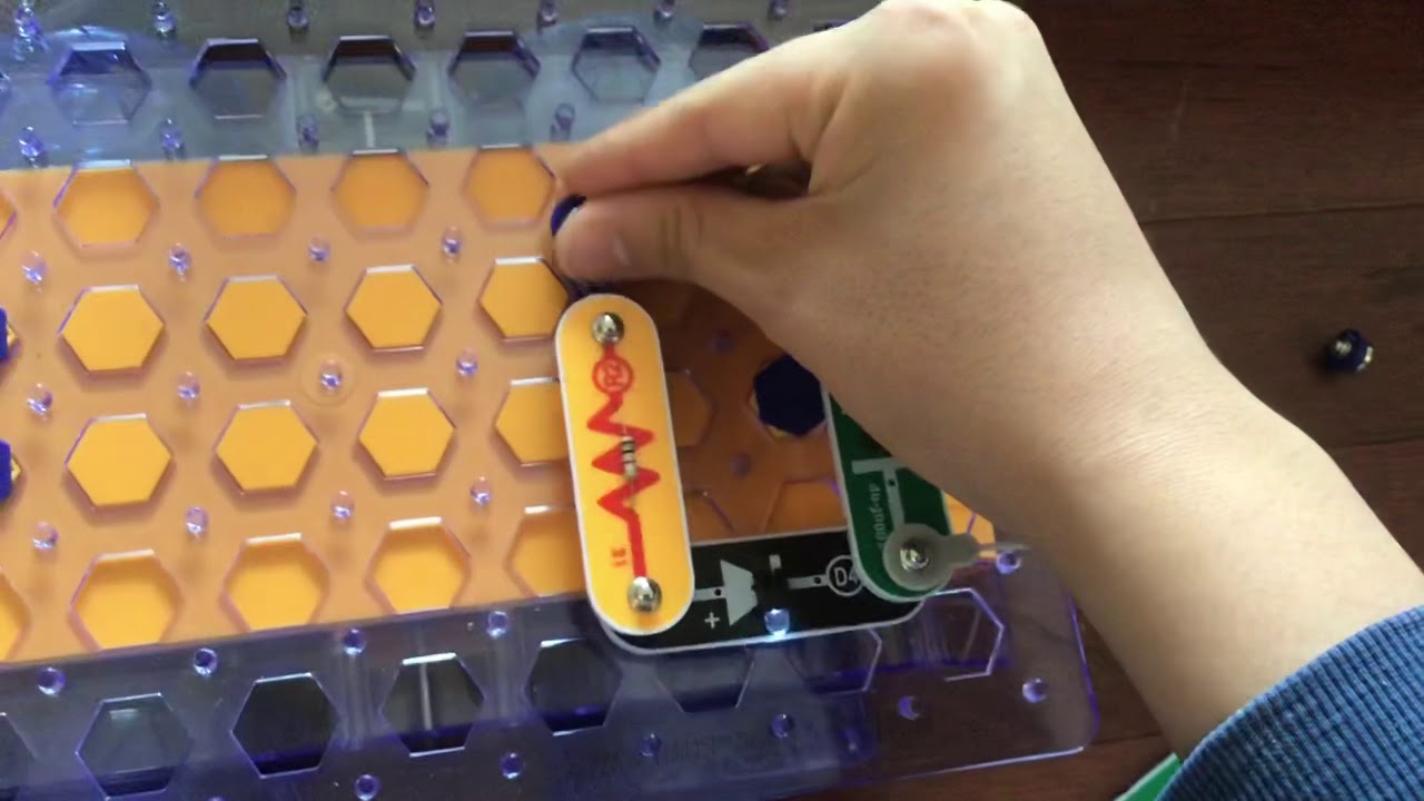 Snap Rover Deluxe Electricity Station - YouTube