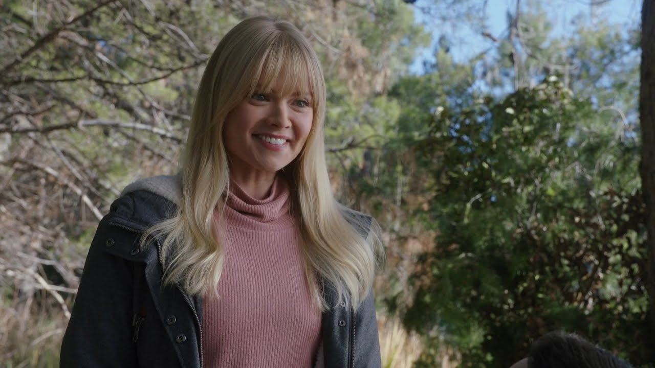 Such a sneaky con woman! | Carson Fagerbakke | NCIS | LF1262 - YouTube