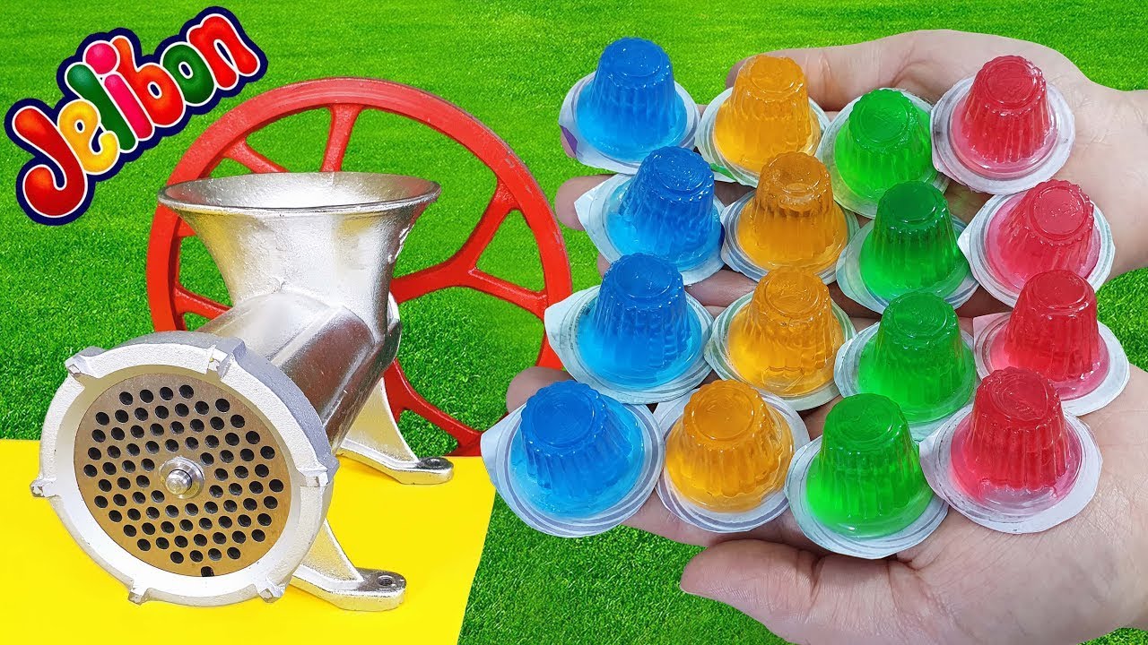 EXPERIMENT MEAT GRINDER vs COLORFUL JELLY COOL EFFECT | BUBBLE GUM vs ...