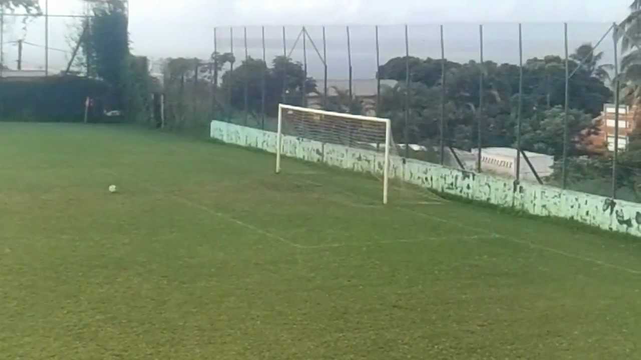 But de William Begue contre le CS St-Gilles - YouTube