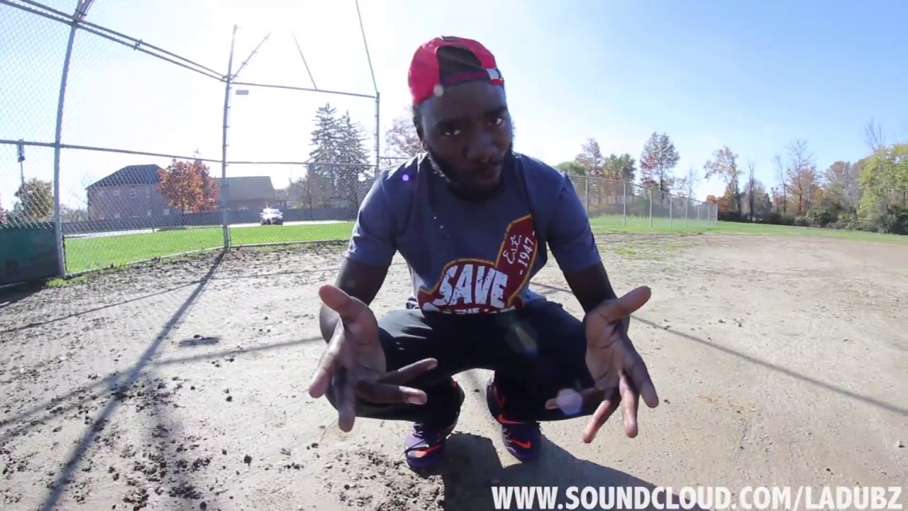 LA Dub Z "Barz Of The Year" (Official Music Video) - YouTube