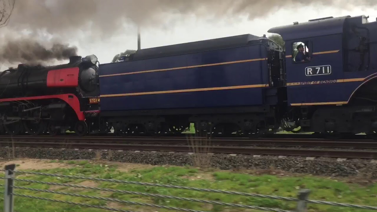 Steamrail snow train with Locomotives R 711 and R761 2019 - YouTube
