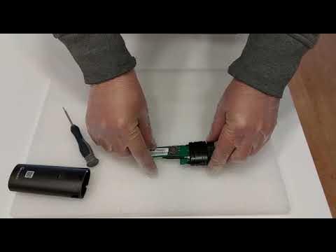 How to change battery in Growatt ShineWiFi-X datalogger (CR1220) - YouTube