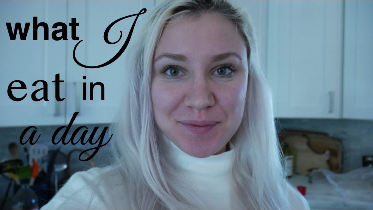 WHAT I EAT IN A DAY | healthy lazy eating at home - YouTube