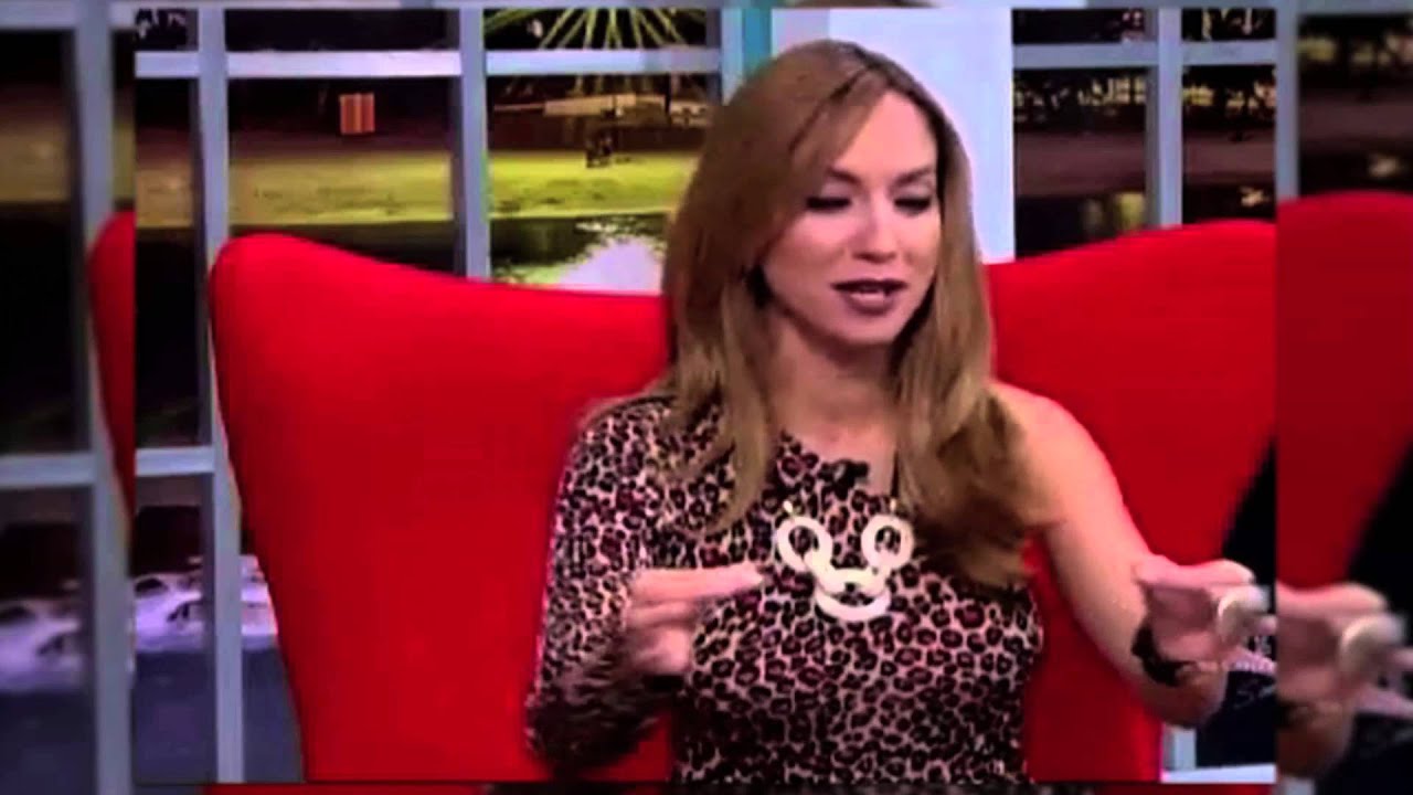 Jefe Crespo Visita Alexandra De Noche - YouTube