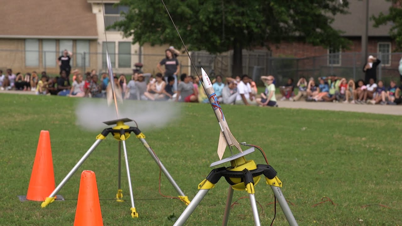 Jarman 5th Grade Rocket Launch & Celebration - YouTube