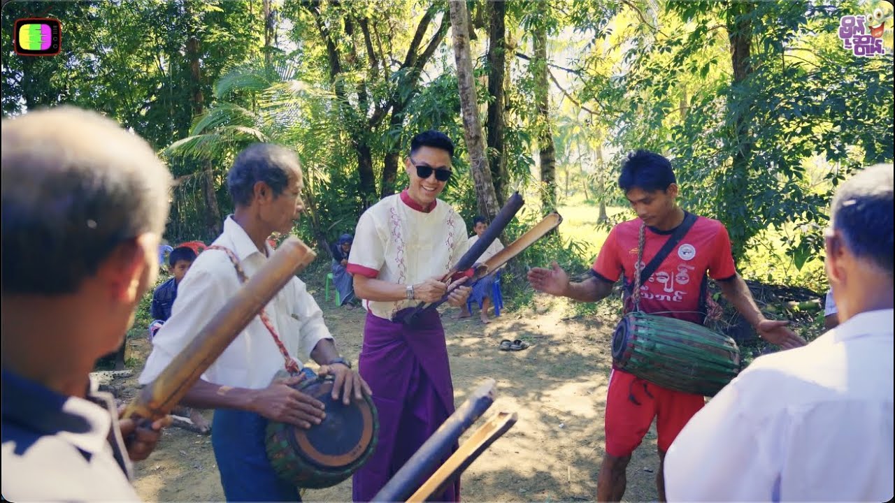 This is the Kahtain ( Buddhist Festival) and Satudithar , somewhere in ...