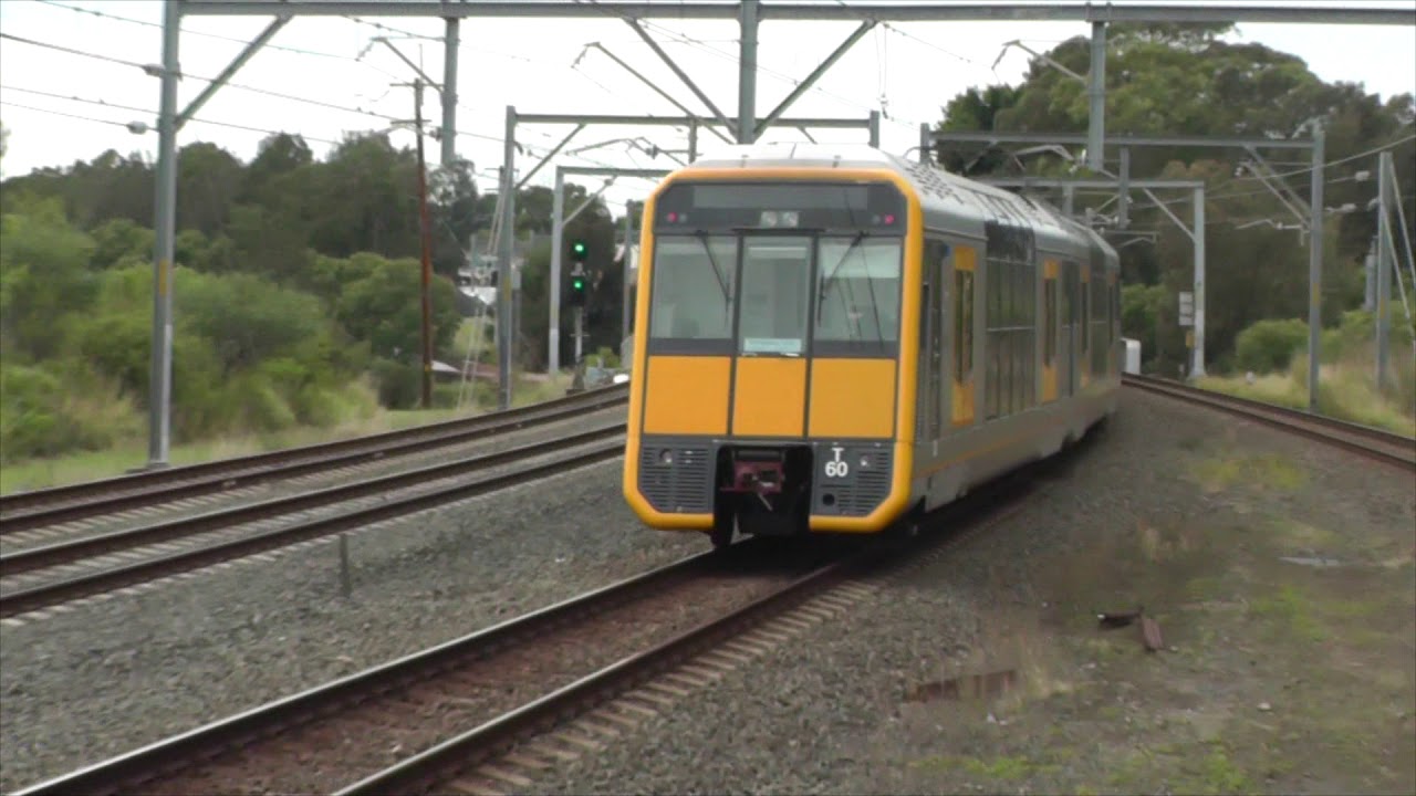 SYDNEY TRAINS. - YouTube