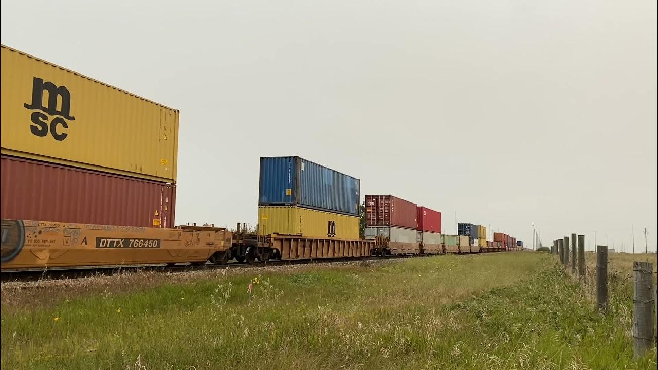 CN 2280 south CN X442 shunts in Calgary Logistics park at Conrich Alberta - YouTube