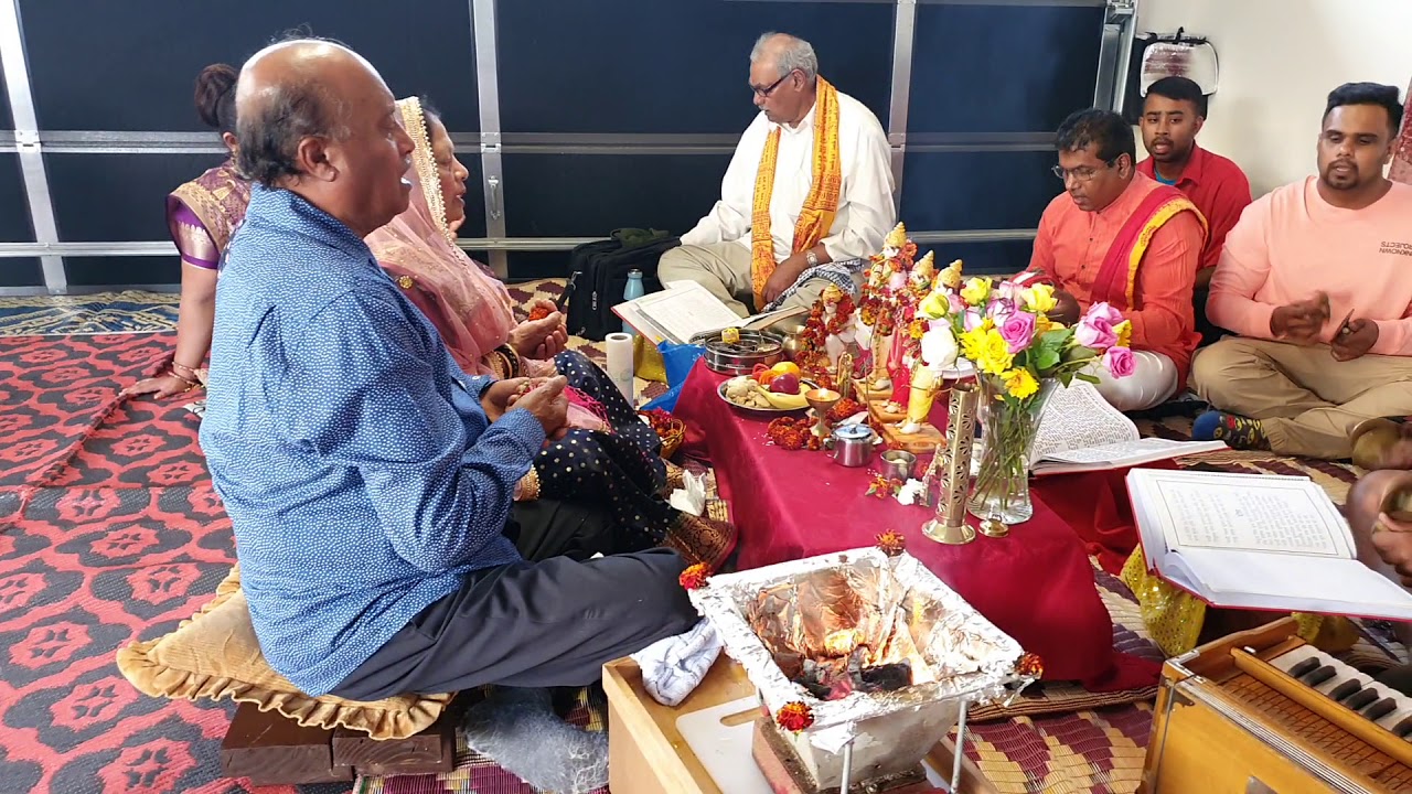 Ramayan Sumiran by Auckland Bajrangi Satsang Ramayan Mandali - YouTube