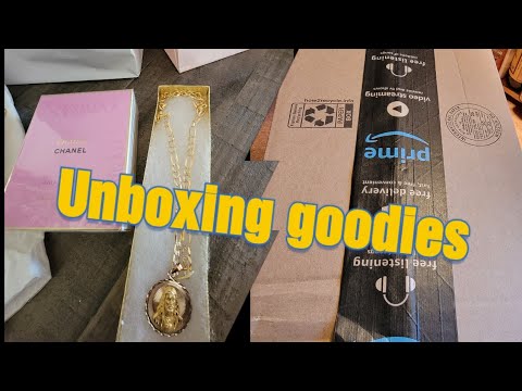 unboxing channel perfume//necklace - YouTube