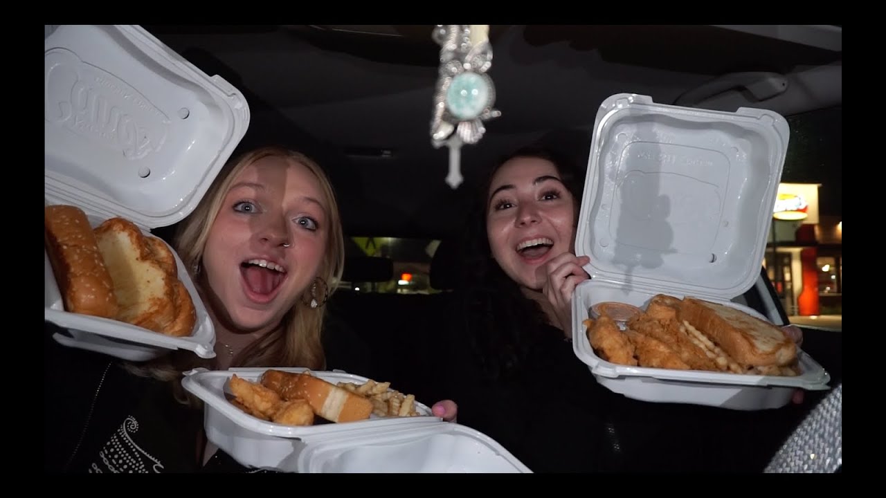 WELCOME BACK/RAISING CANES MUKBANG - YouTube
