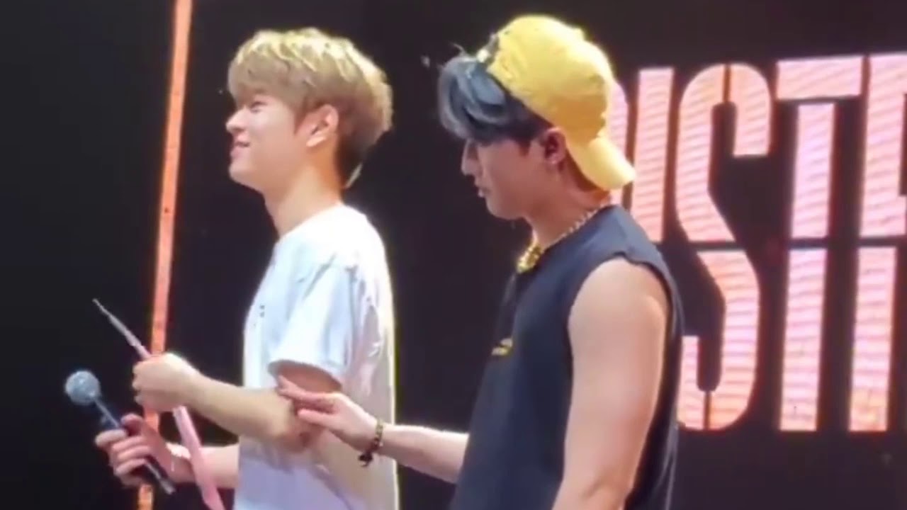 Stray Kids 'Ment' SKZ Unlock In Phoenix - YouTube