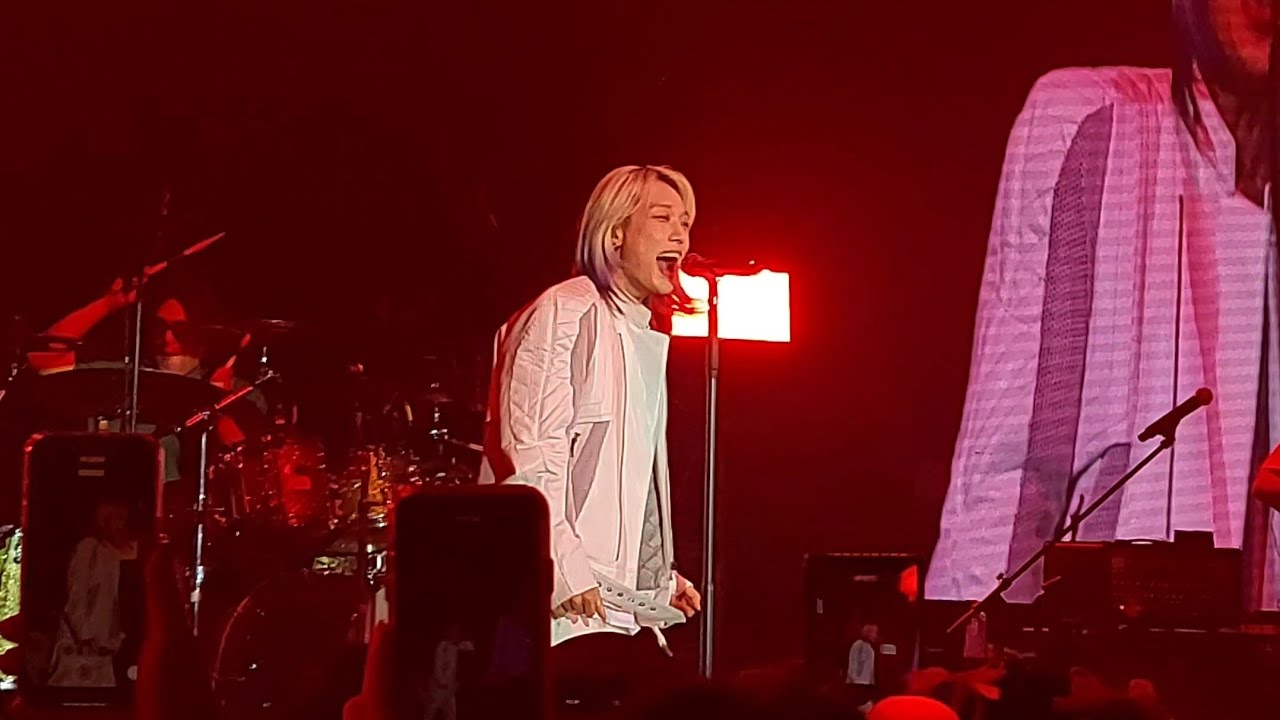 BOBBY- f @ZERO GRAVITY TOUR IN MANILA (031724) - YouTube