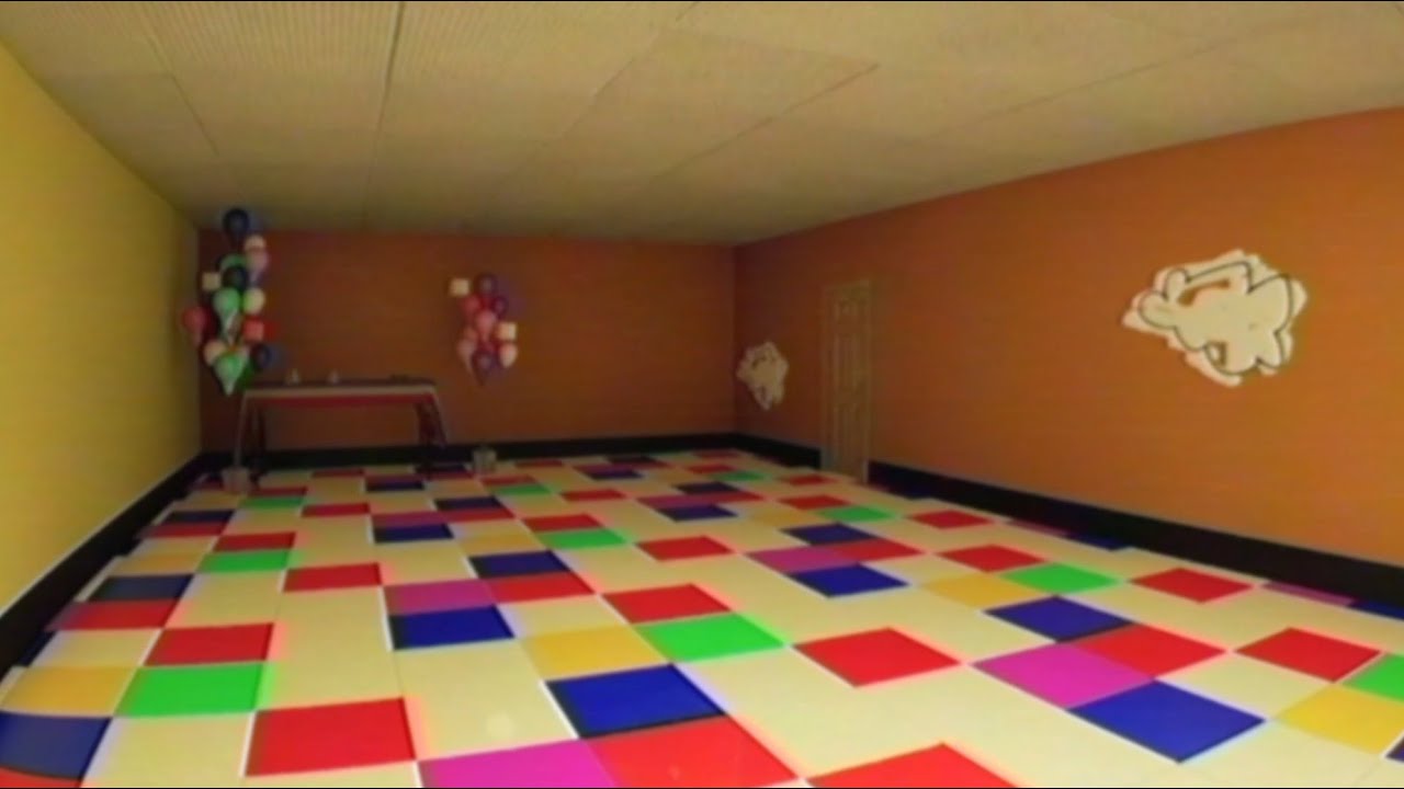 Dreamcore Part 2 - Finding the Maze Room - YouTube