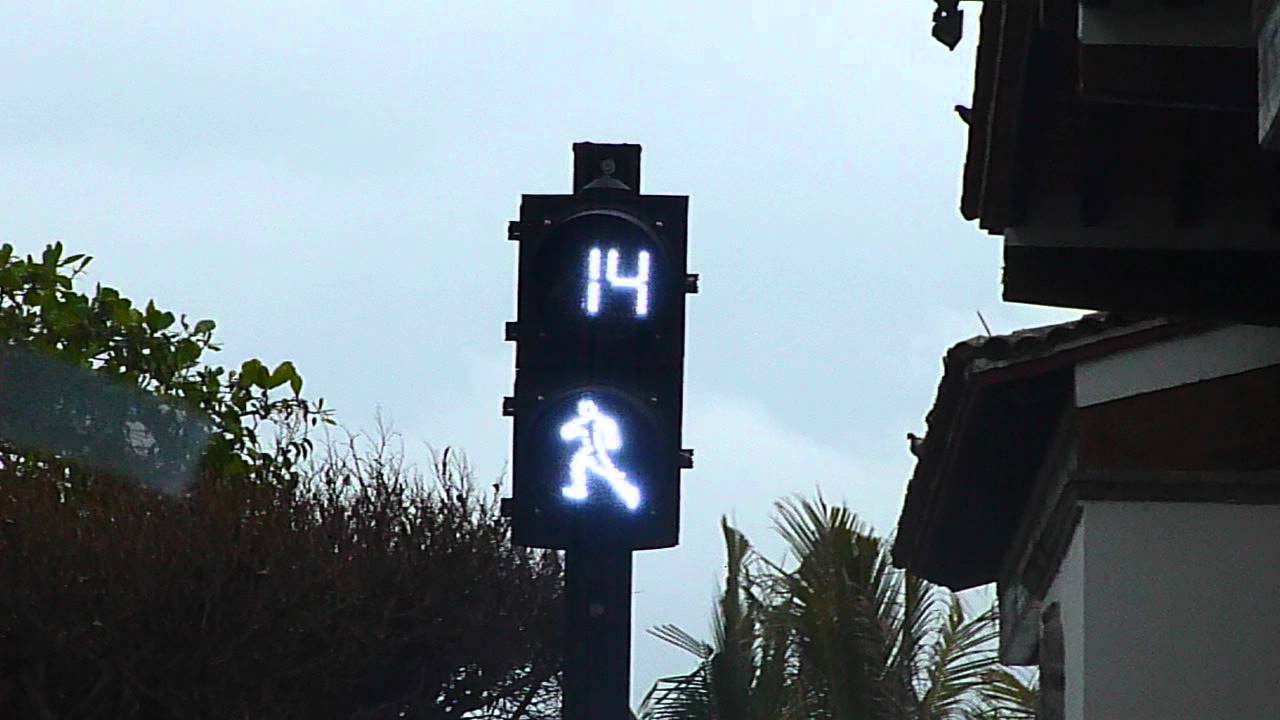 Mexican Pedestrian Traffic Signal - YouTube