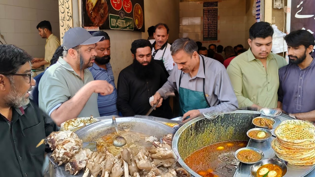 CRAZY RUSH FOR SAEED BONG PAYE & MURGH CHANAY - GOAT TROTTERS ...