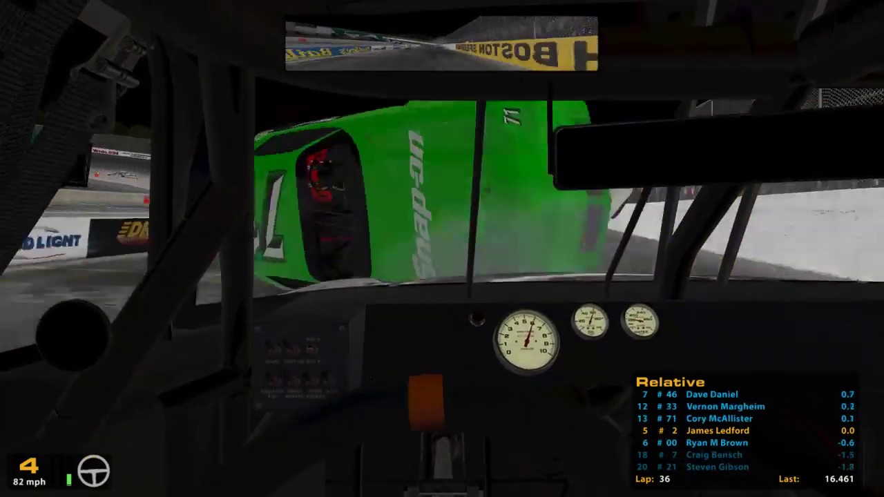 iRacing Demolition Derby at South Boston. - YouTube