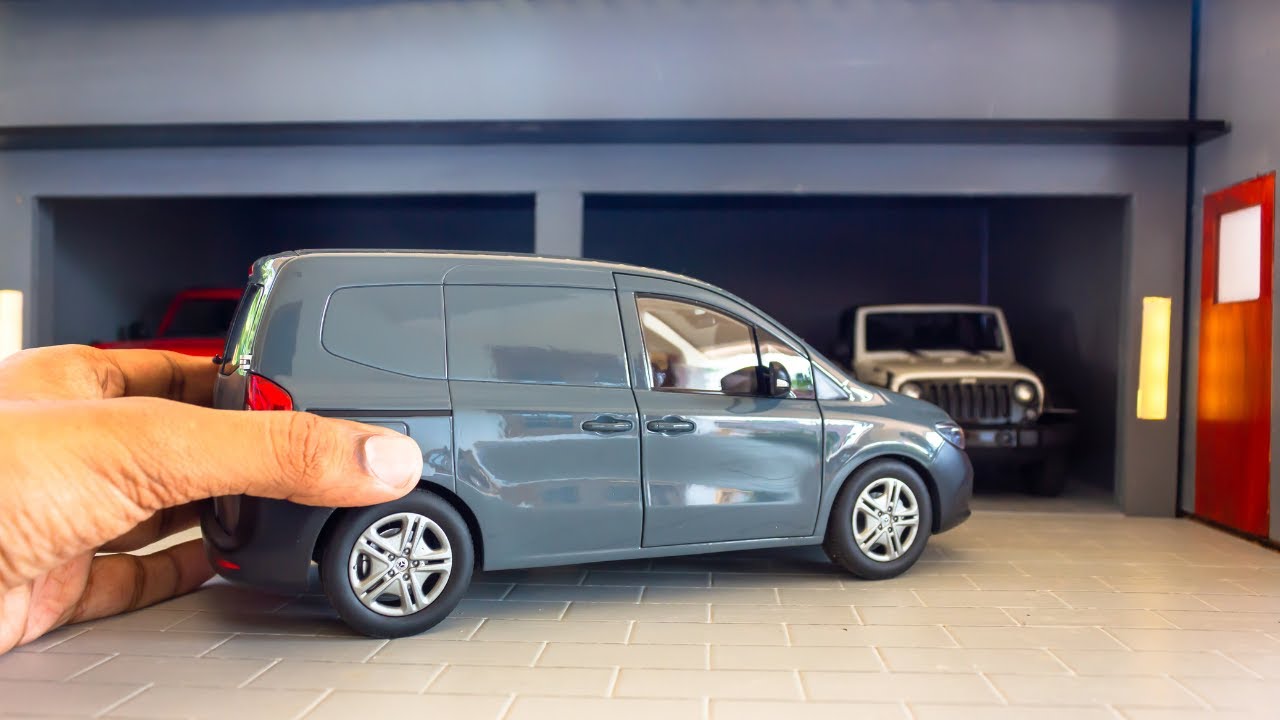 Realistic Modern garage | 1:18 Scale | Miniature Garages - YouTube