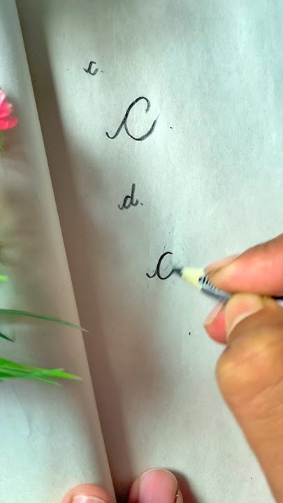 how to draw cursive small d - YouTube