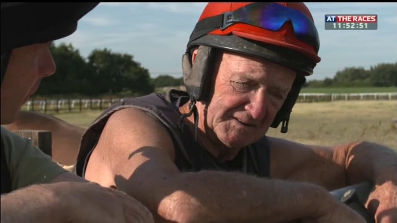 Ron Thompson, the 79-year-old trainer who rides out every day - YouTube