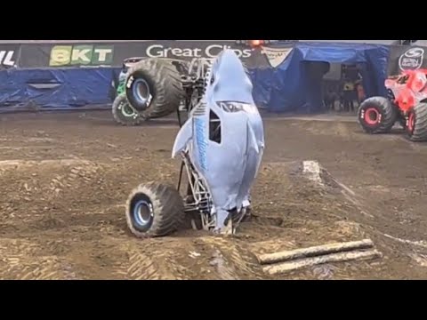 Monster Jam - Providence RI Freestyle (Show 4) - YouTube