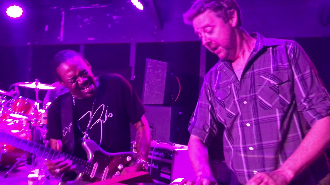 Eric Gales - Catfish Blues (featuring Mitch Towne on Organ!!!) - YouTube