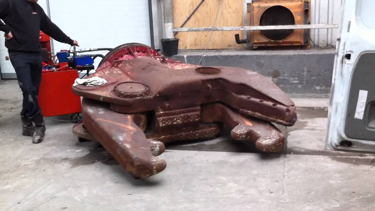 2002 ARDEN EQUIPMENT CB1100 (4600.kg) rotative concrete shear jaws test ...