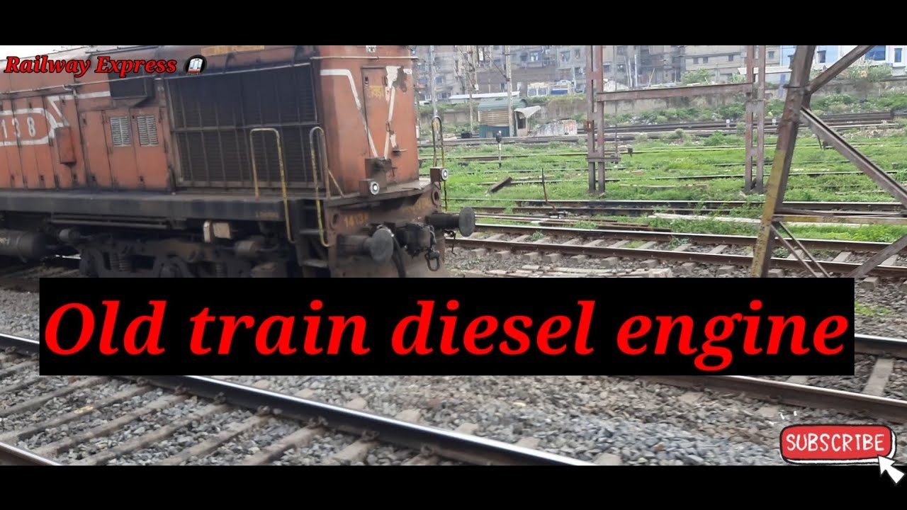 Old Train diesel engine running video in Kolkata Howrah station diesel ...