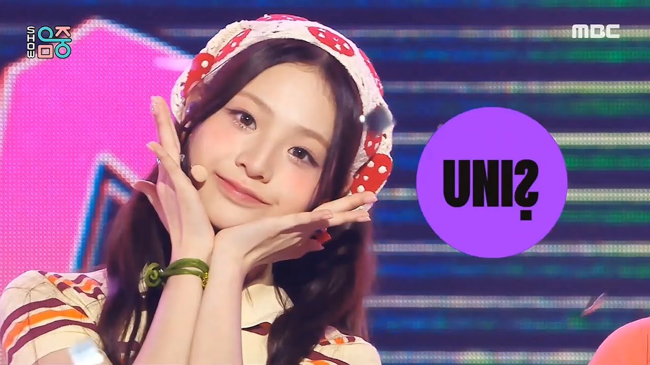 UNIS (유니스) - 'Curious (너만 몰라)' Stage Mix (교차편집) - YouTube
