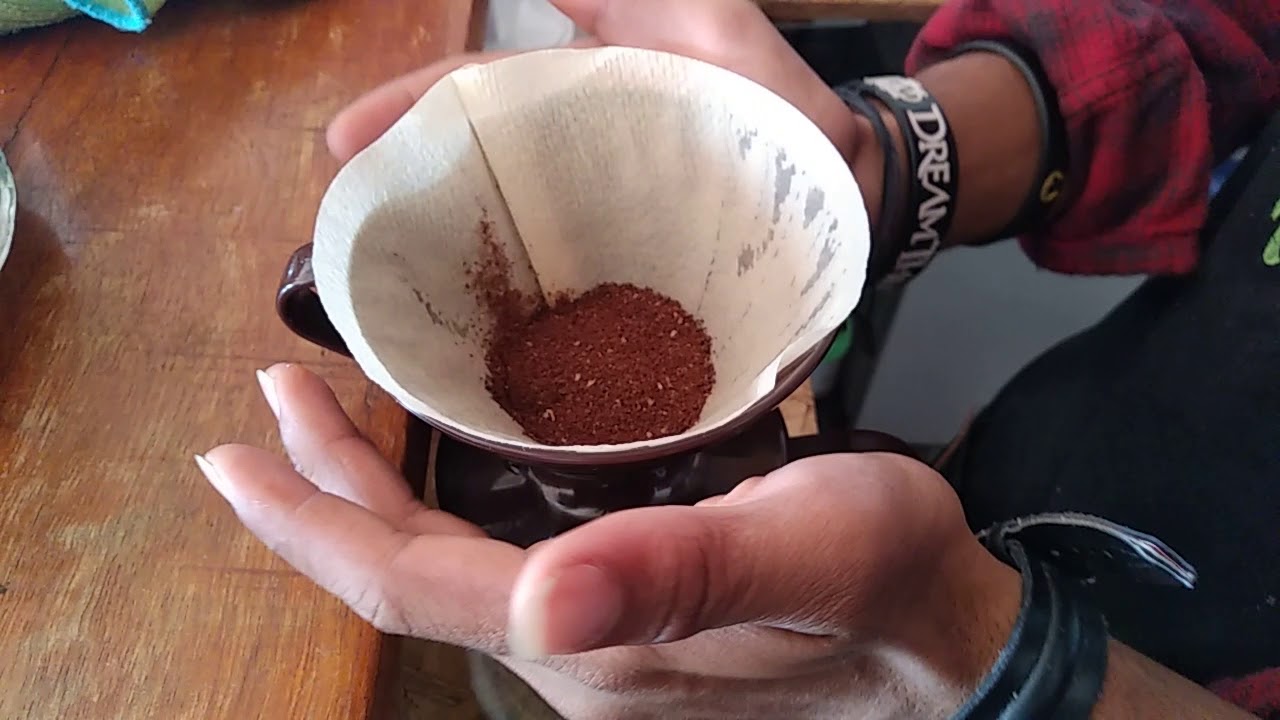 Kadaitoks Coffee n Bistro - Cara pembuatan Hario V60 dengan metode ...
