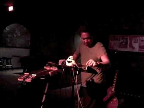 Live looping - Adrian Demain - Exotica-Tronica 1 - loopers, ukulele ...