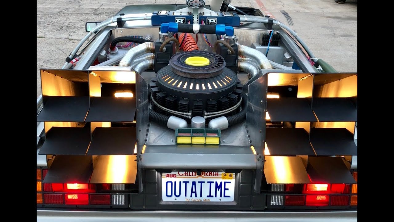 Back to the Future Delorean Time Machine - Detailed Review and Ride ...