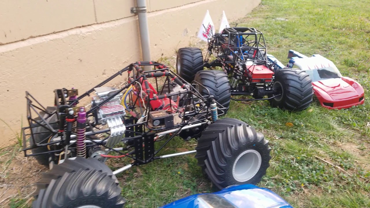 Blake's amazing Bigfoot#14 RC Replica Monster Truck tube frame tuber ...