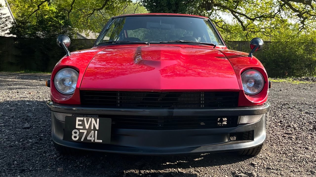 CUSTOM NUMBER PLATE BRACKET - NISSAN 240z - YouTube