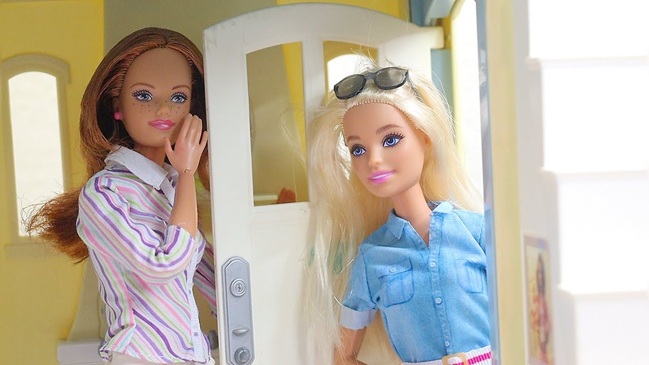 S1 E6 "Midge & Barbie Reunites" | The Barbie Happy Family Show - YouTube