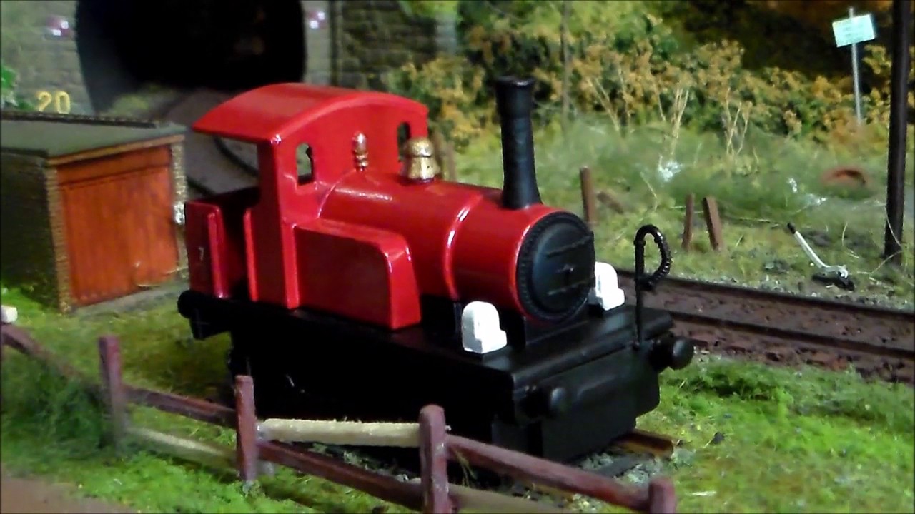 Matthews Modelling- ERTL Lady - YouTube