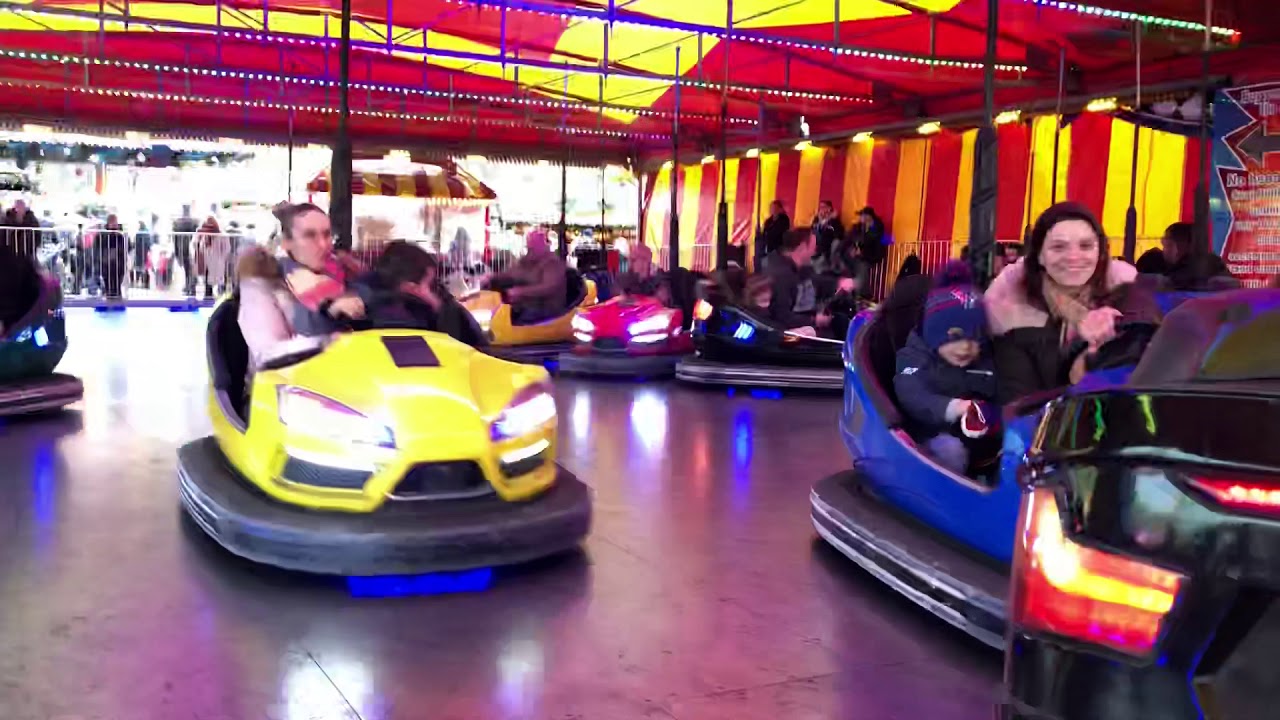 Carrinhos de choque 🚕 - YouTube