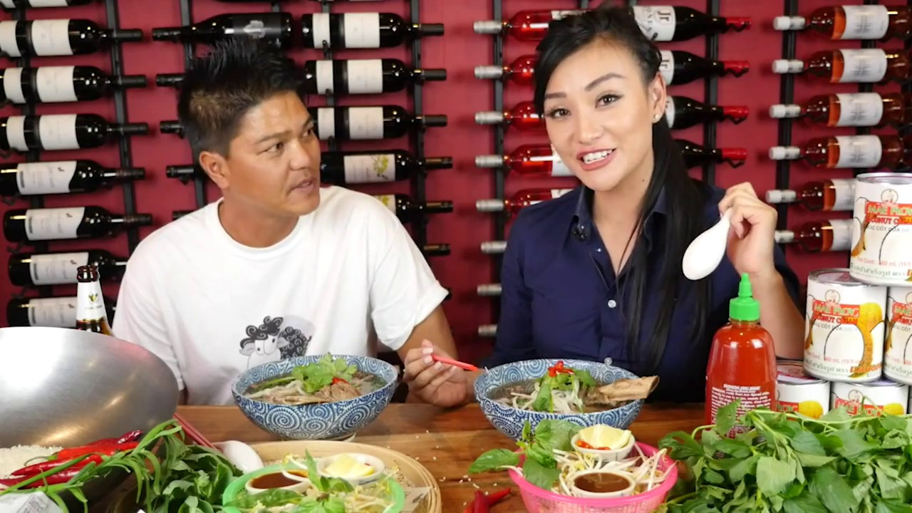 Restaurant Review: District 3429 - YouTube