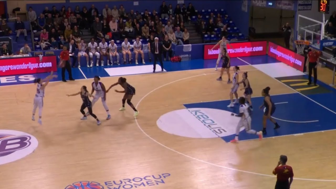 Nan là c'est vraiment beaucoup trop loin Nancy Fora - YouTube